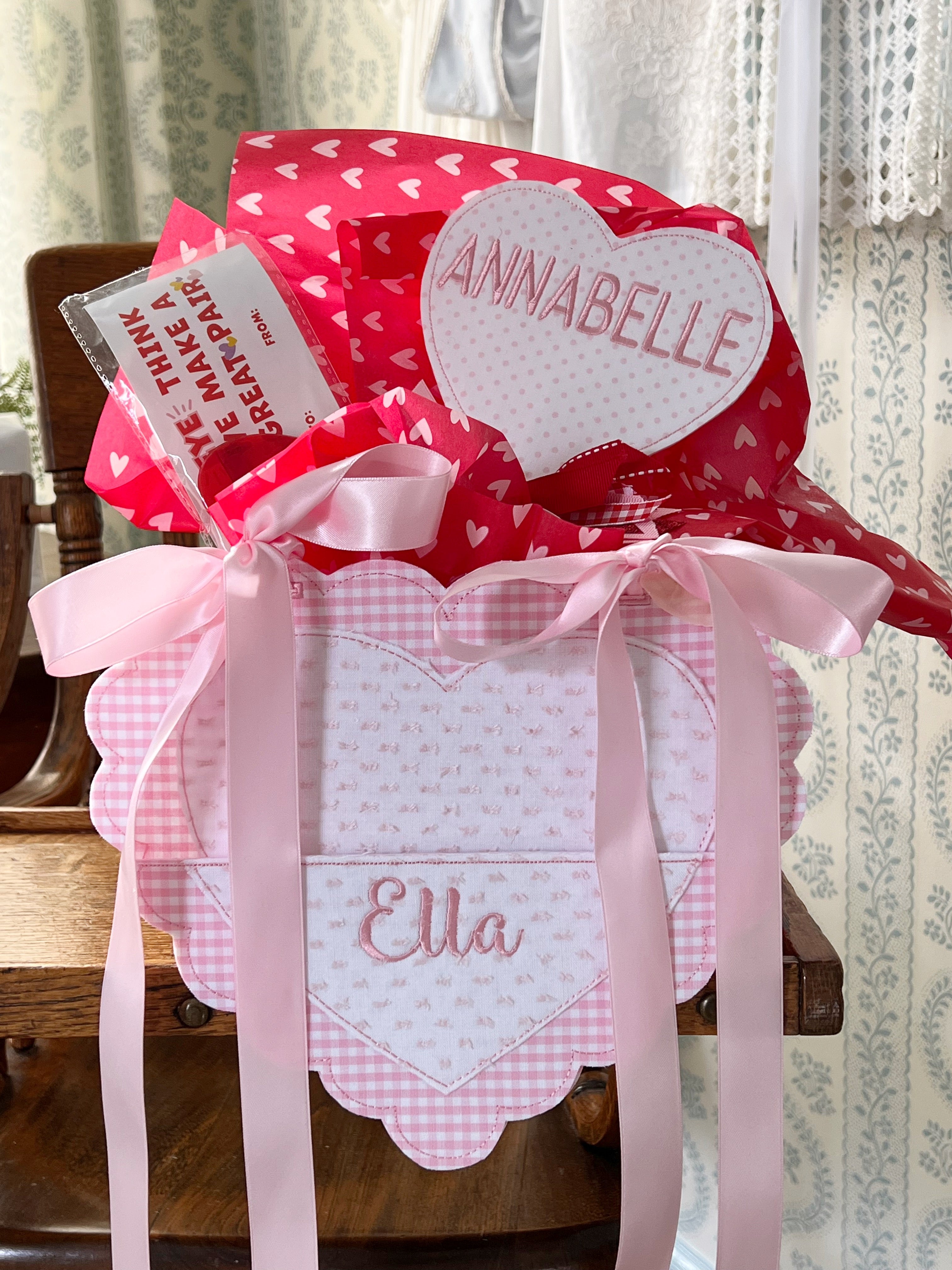 Scalloped Heart Pouch – Little Happies